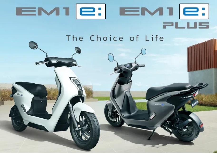 Honda | EM1 e: & EM1 e: PLUS 2023 | Owner's manual/Parts catalogue